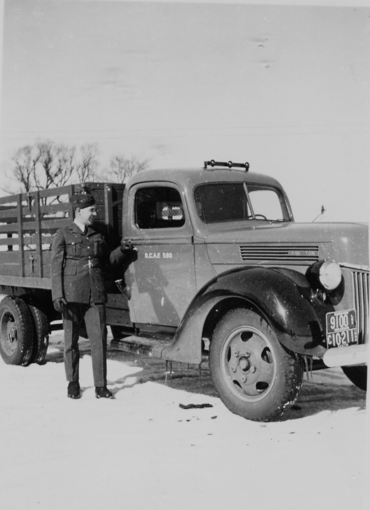 Chevrolet Stake Truck – Commonwealth Air Training Plan Museum & RCAF ...