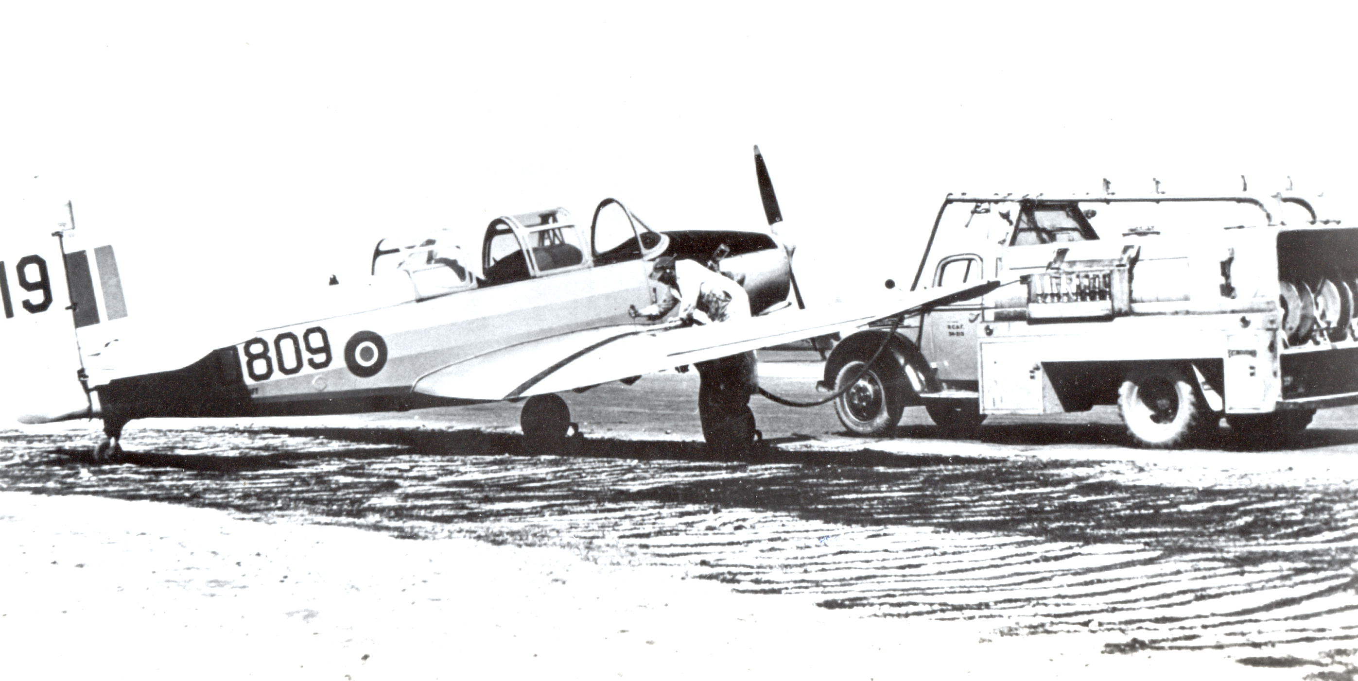 1941 Ford Fuel Tender – Commonwealth Air Training Plan Museum & RCAF ...